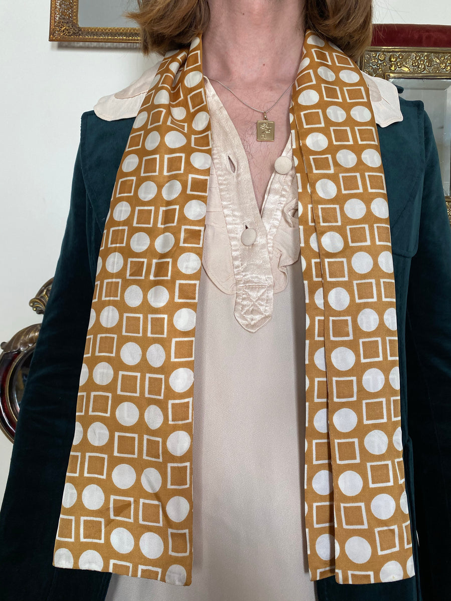 Hazy Dayz Marriott scarf – Hazy Dayz Vintage